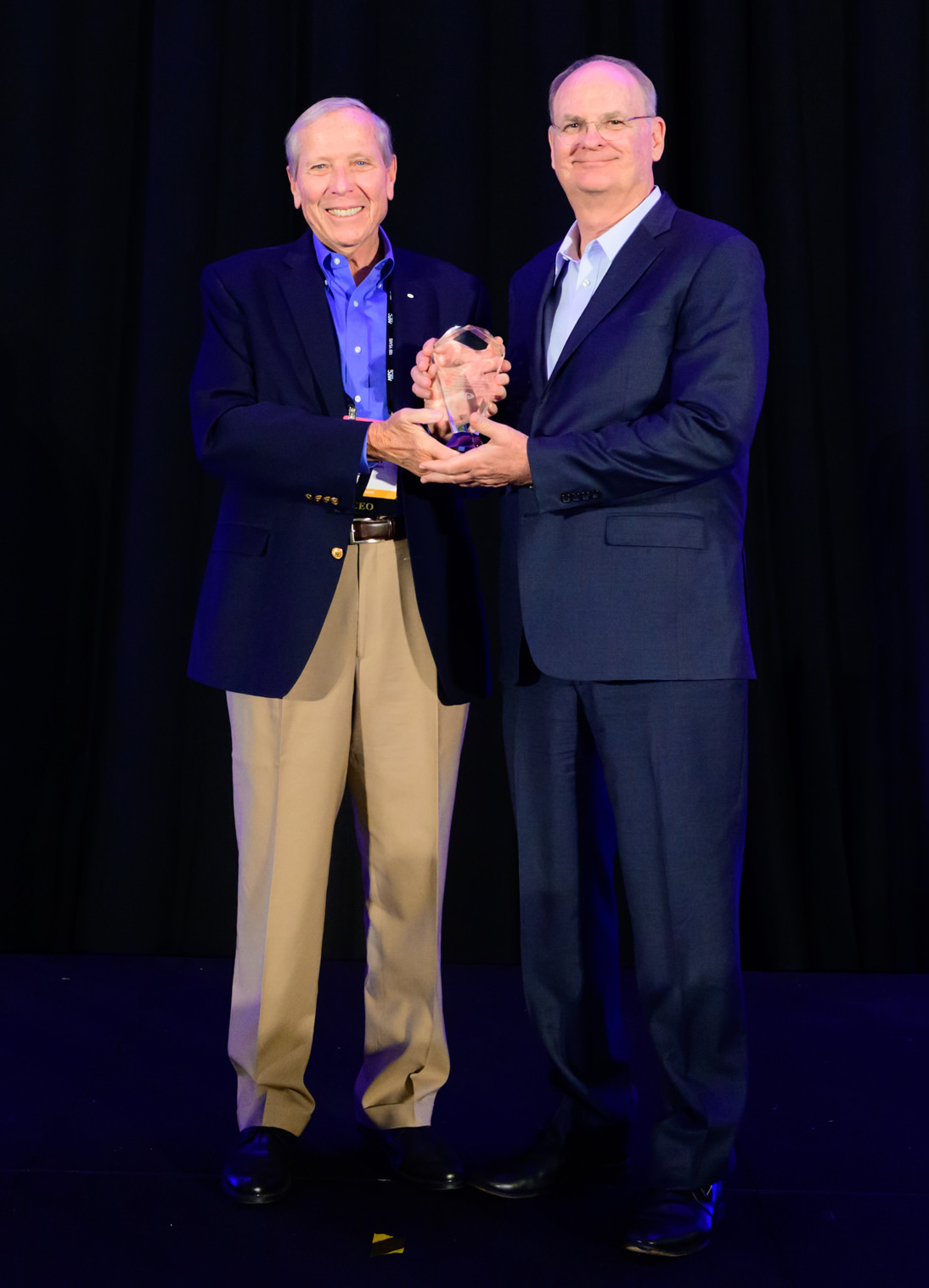 Mike Morton, CEO of TTI, Inc., Receives Tobin Bridge Award at 2025 ERA Conference « Electronics ...